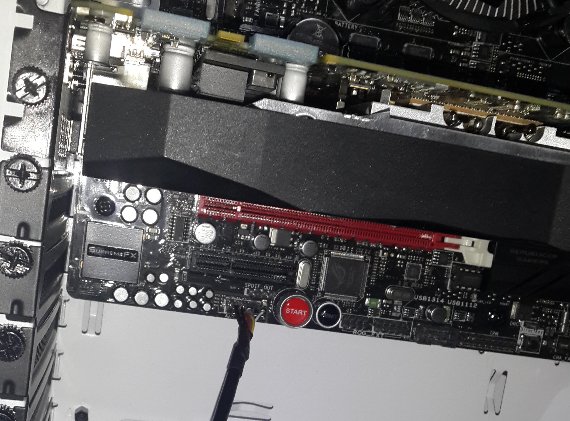 Graphics cards too big to fit in PCIe slots - Graphics Cards - Linus ...