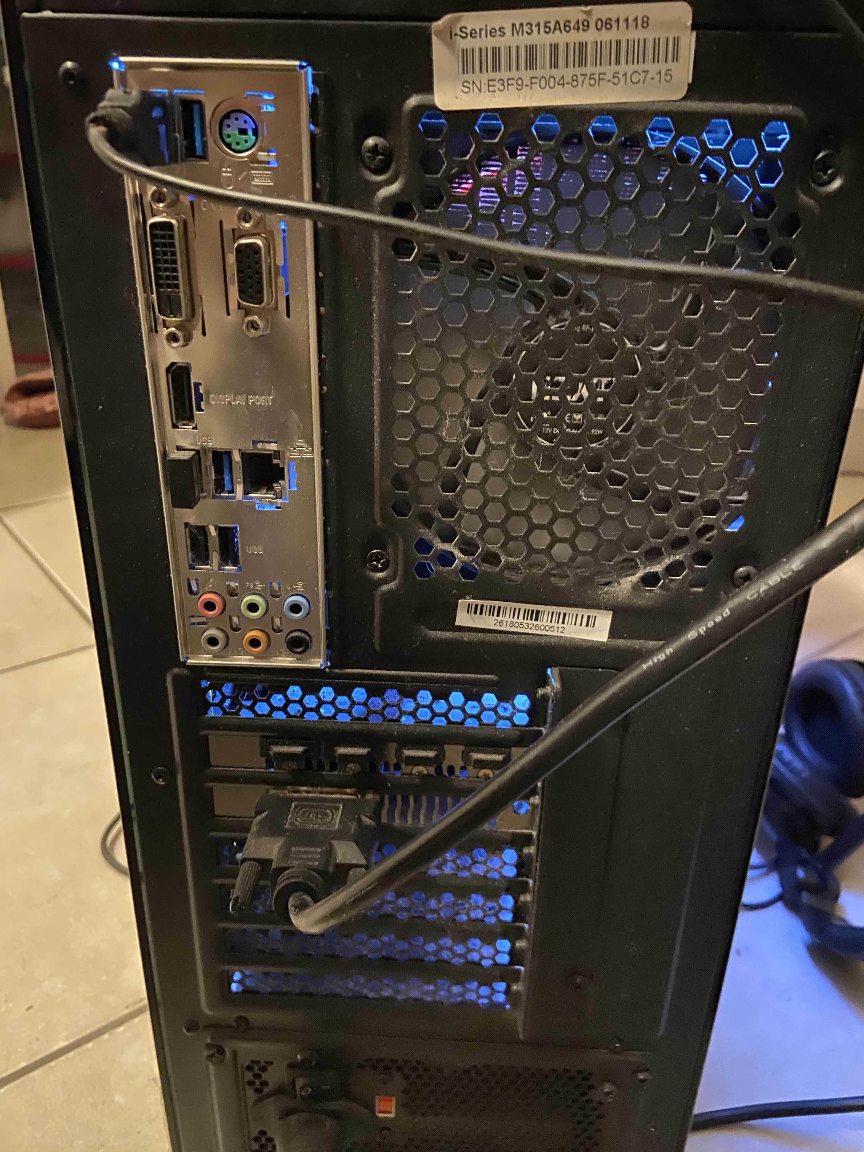 DisplayPort to HDMI Display Cable not connecting Monitor : r/techsupport