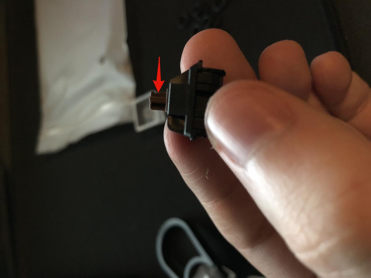 Is there a functional reason why the "notch" on Cherry MX stems ...