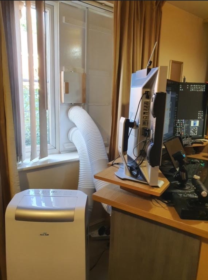 Pc exhaust/ heat dump/ Room Temp management. : r/buildapc