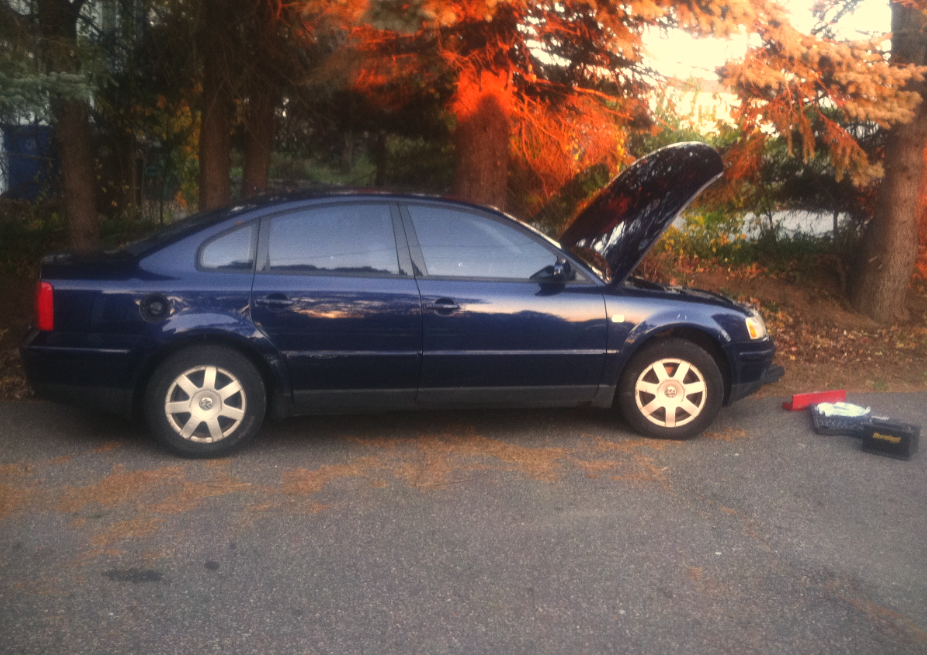 2001 Passat 1.8t sedan 131K COMPLETE PART OUT Blue/Beige!! -- Located ...