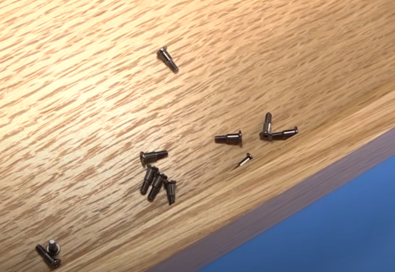 Need help identifying these backplate screws for a 1080 Ti : r/buildapc