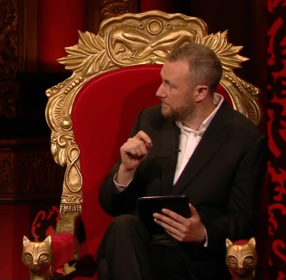 Greg hates cats, Alex sits in a throne with cats on it : r/taskmaster