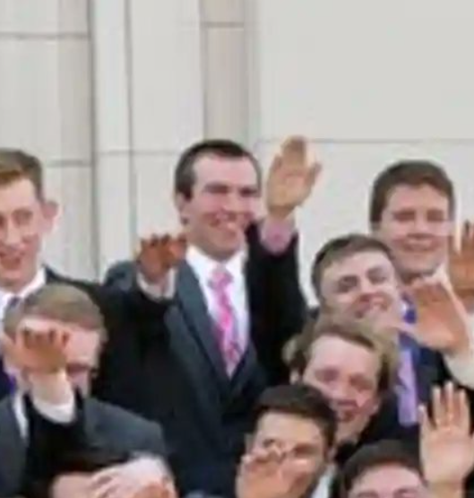 Father of WI high school graduate blocks Black superintendent from shaking daughter's hand ...