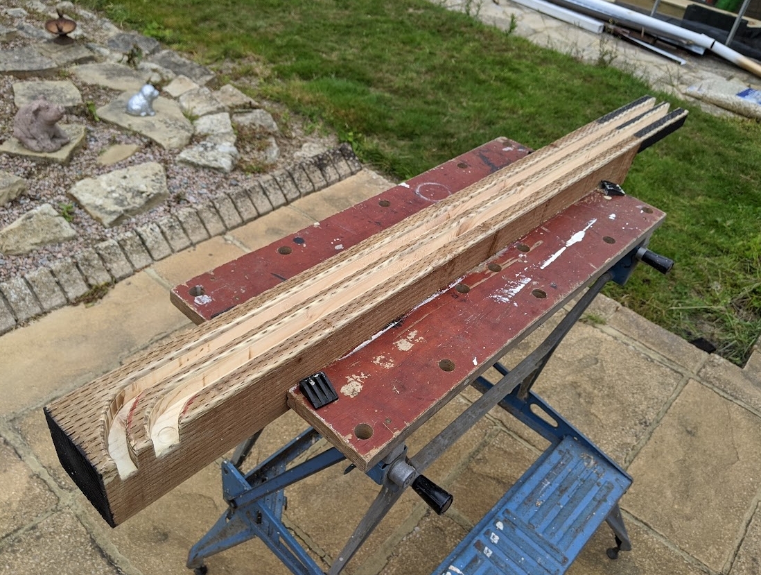 Should there be an "Electrical Warning" sign on this? | Screwfix ...