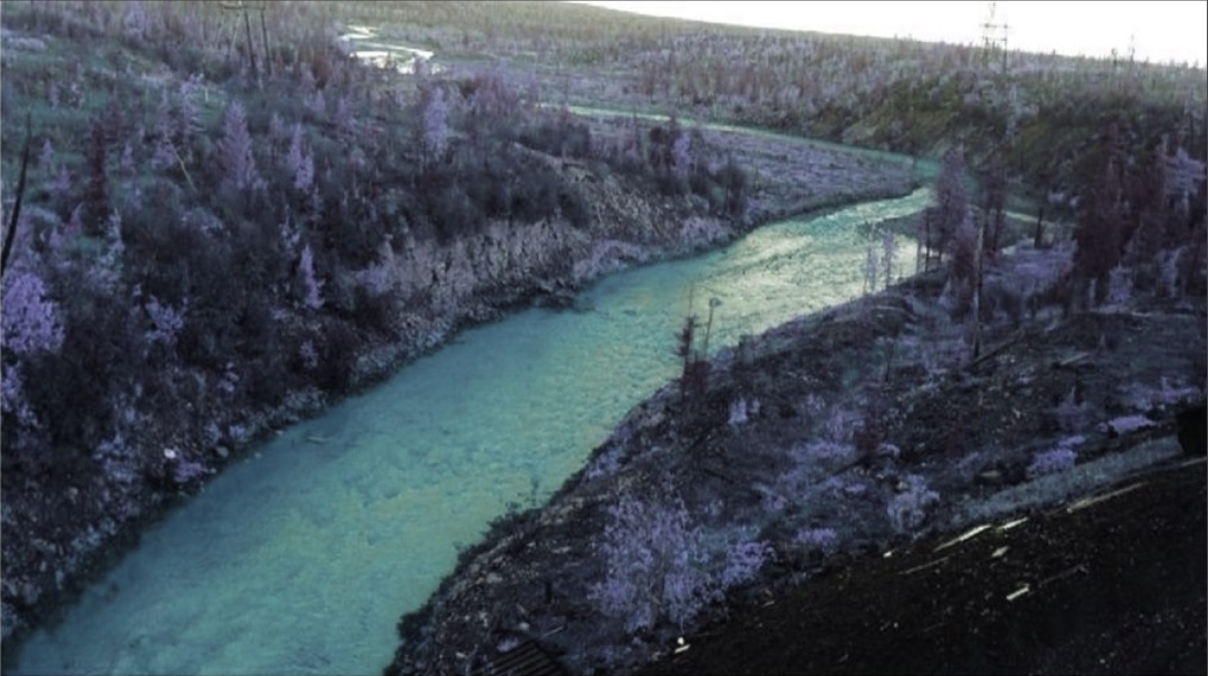 A normal river in Russia : r/ANormalDayInRussia