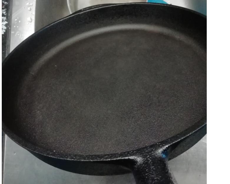 Cast iron questions. : r/castiron