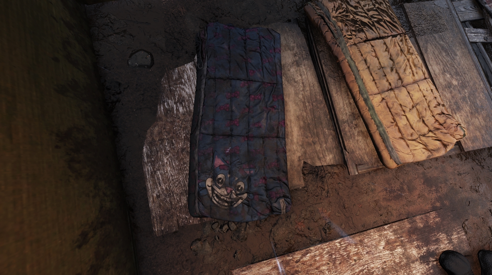 Anyone else find this Mr. Fuzzy sleeping bag while exploring? : r/fo76