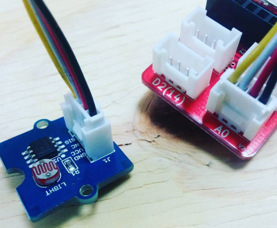 Groveの光センサをNefryで使うメモ #nefry #dotstudio #Arduino - Qiita