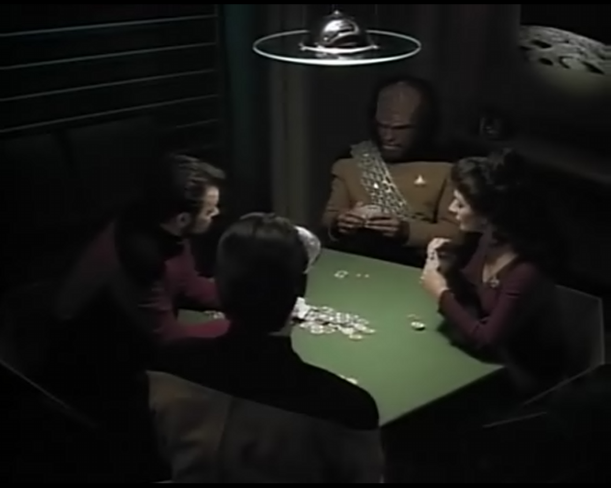 Old TNG Screenshot used as a background years ago. Looking for a ...