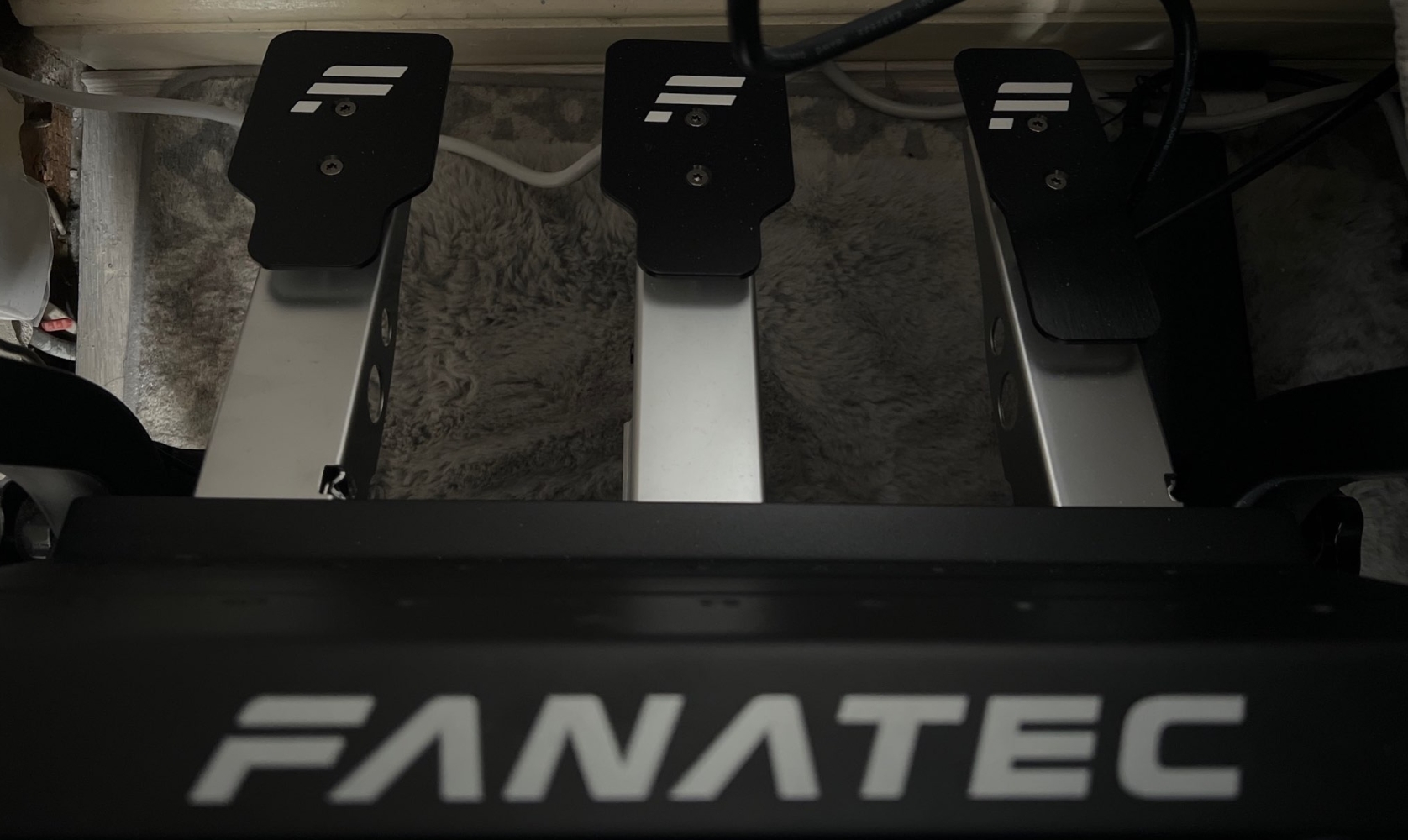 Sell - [UK] Fanatec Gran Turismo DD Pro Premium Package | OverTake.gg