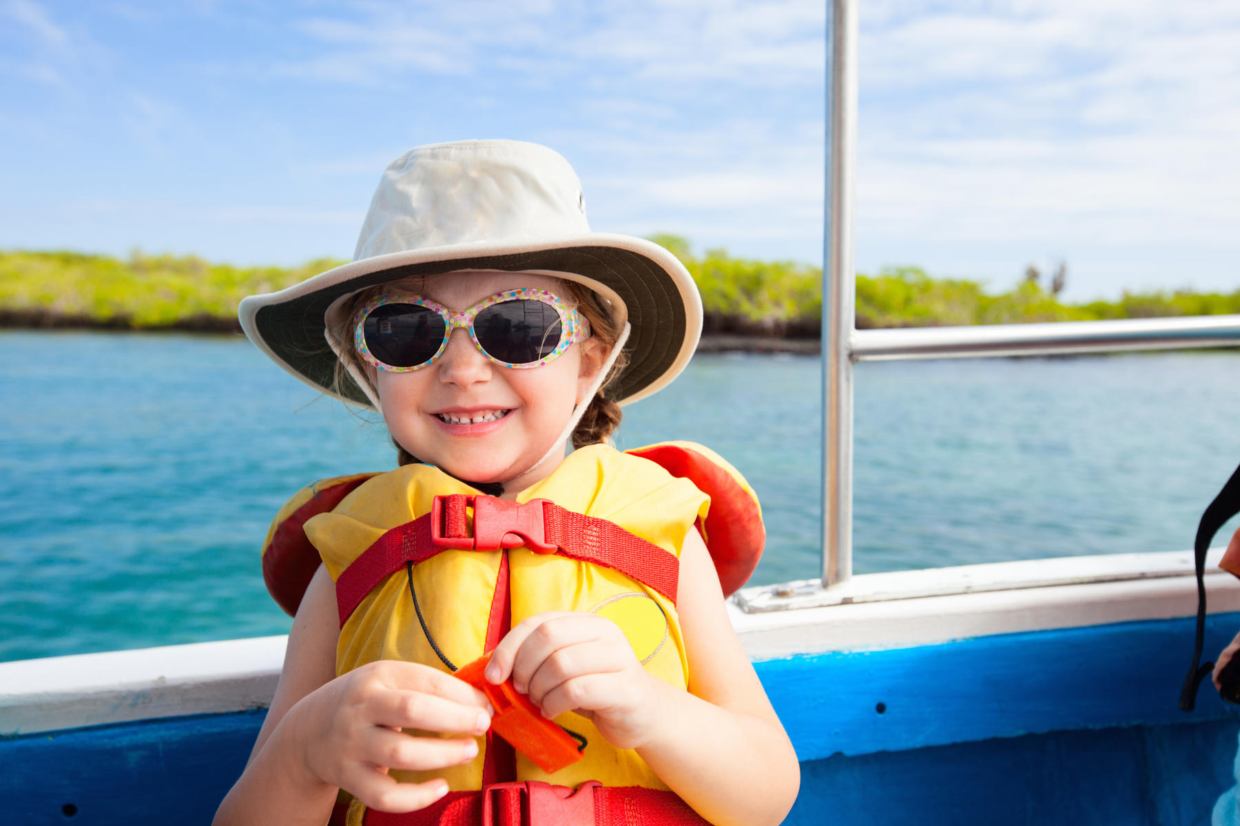 Buy A Toddler Swim Vest And Help Your Child Learn To Swim You Can 